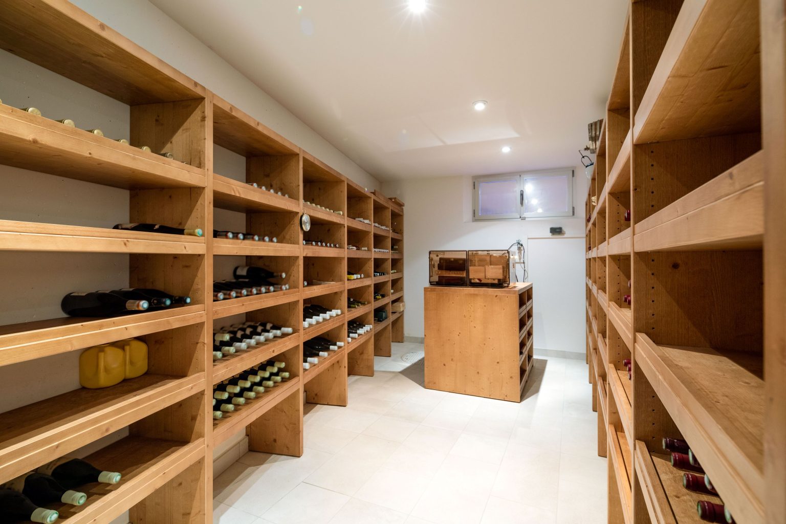 Keine Feuchtigkeit im Keller | Kellerlüftungssystem